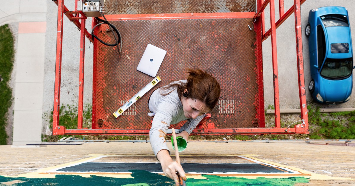 Northwestern Magazine: Mural Maker