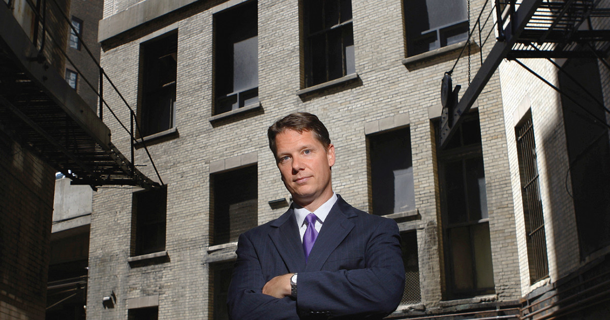 Northwestern Magazine: Judge Becomes Bestselling Crime Novelist