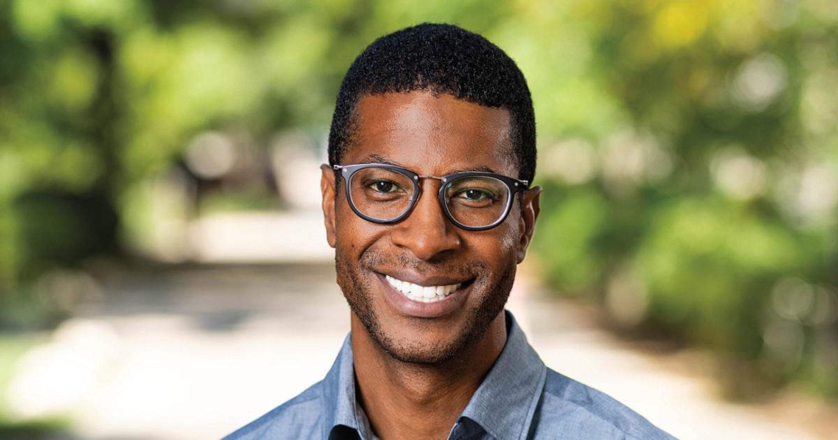 Northwestern Magazine: Messages Shape Identity and Transform Lives