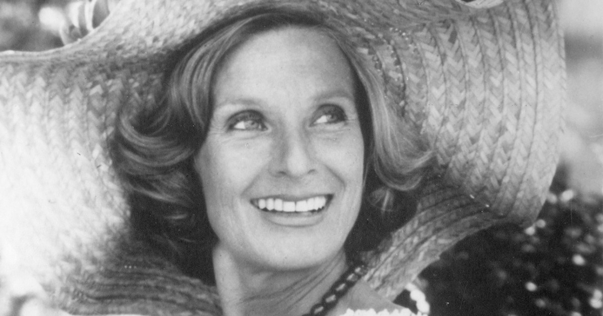 Northwestern Magazine: Stage and Screen Star Cloris Leachman Passes ...